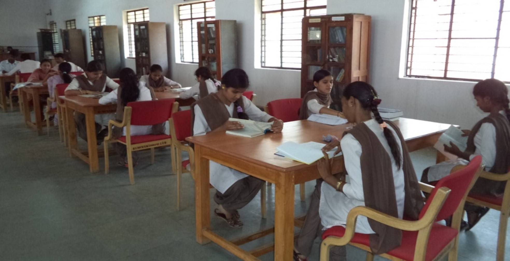 Sahyadri Science College